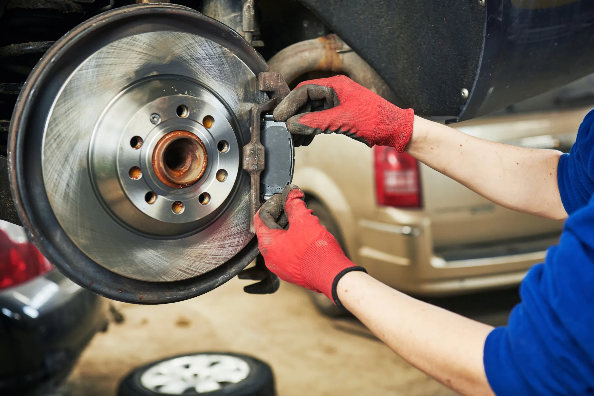 Brake Pad Replacement in Dubai Price from 150 AED - Golden Horse Car Repair