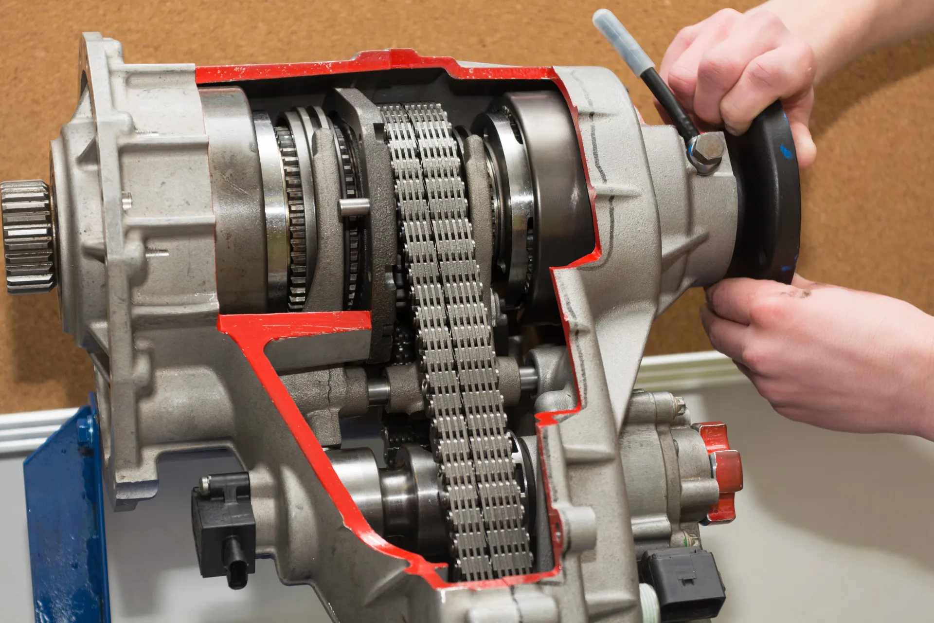 Transfer Case Repair in Dubai Price from 250 AED - Golden Horse Car Repair