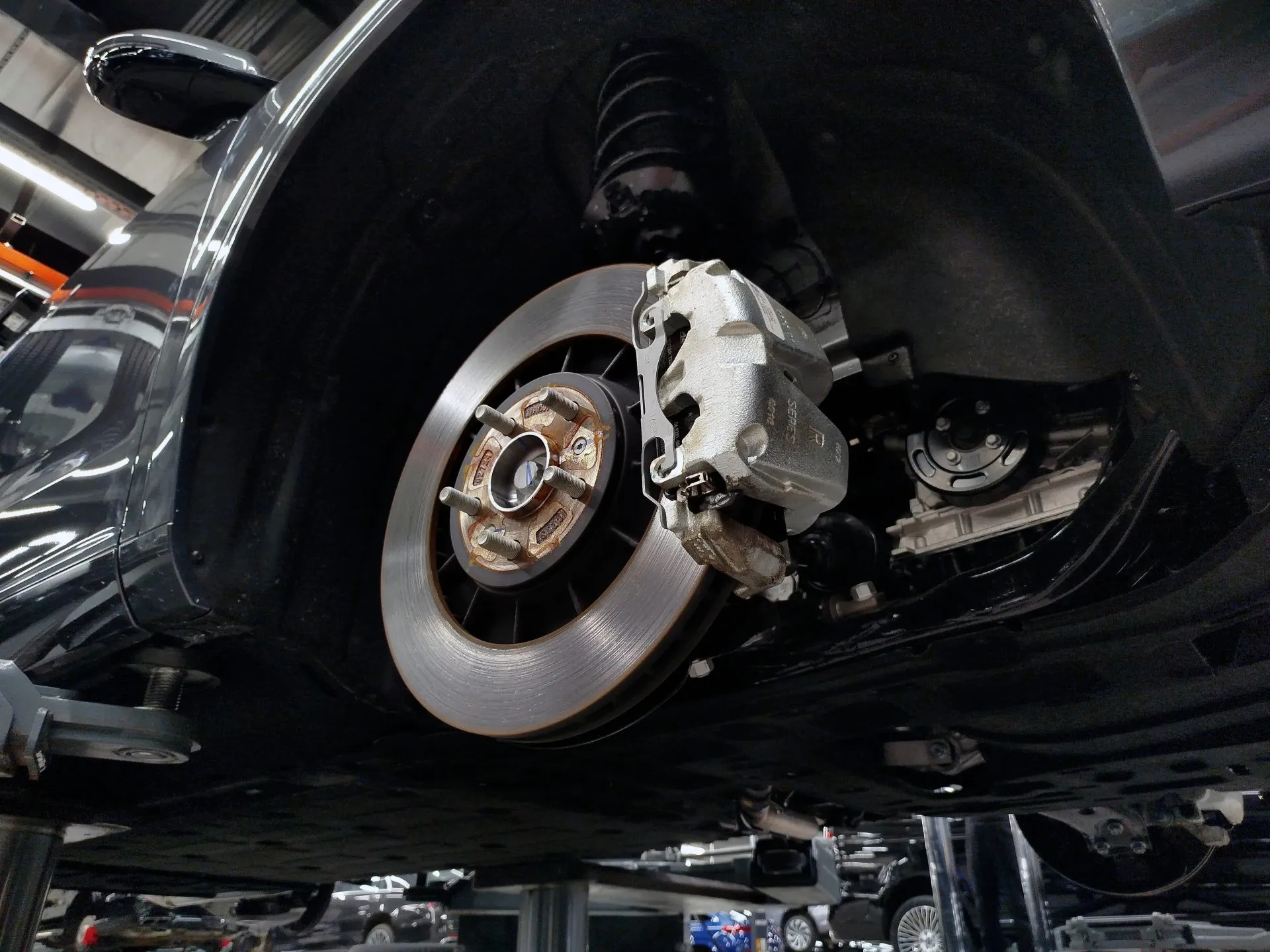 Audi Brake Pad Replacement Dubai Price from 150 AED - Audi Repair Al ...