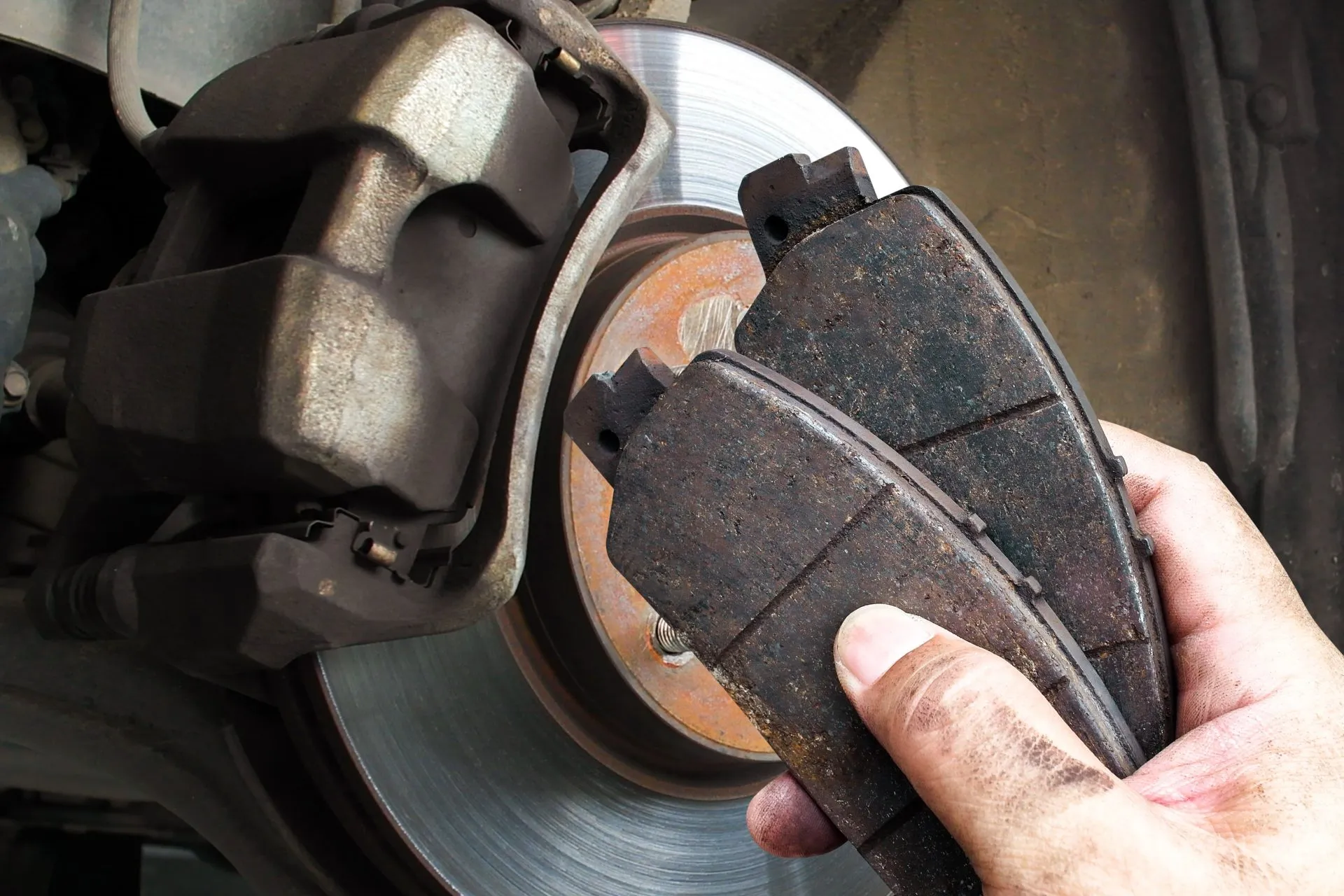 Bentley Brake Pad Replacement Dubai Price from 150 AED - Bentley Repair ...