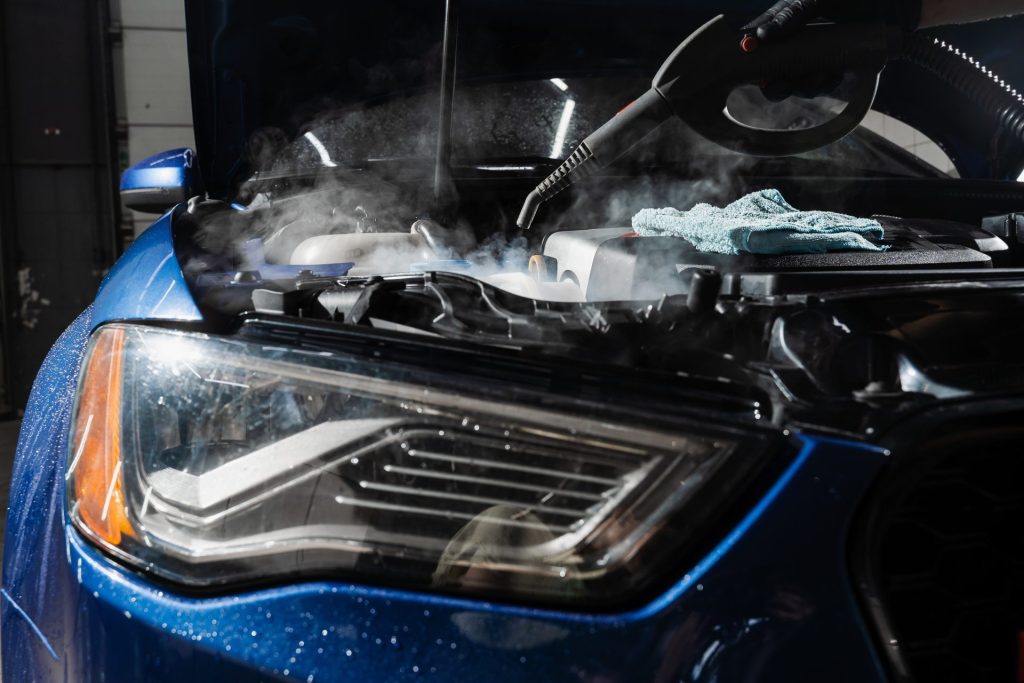 Car Engine Bay Cleaning: Full Guide to Safe and Effective Cleaning
