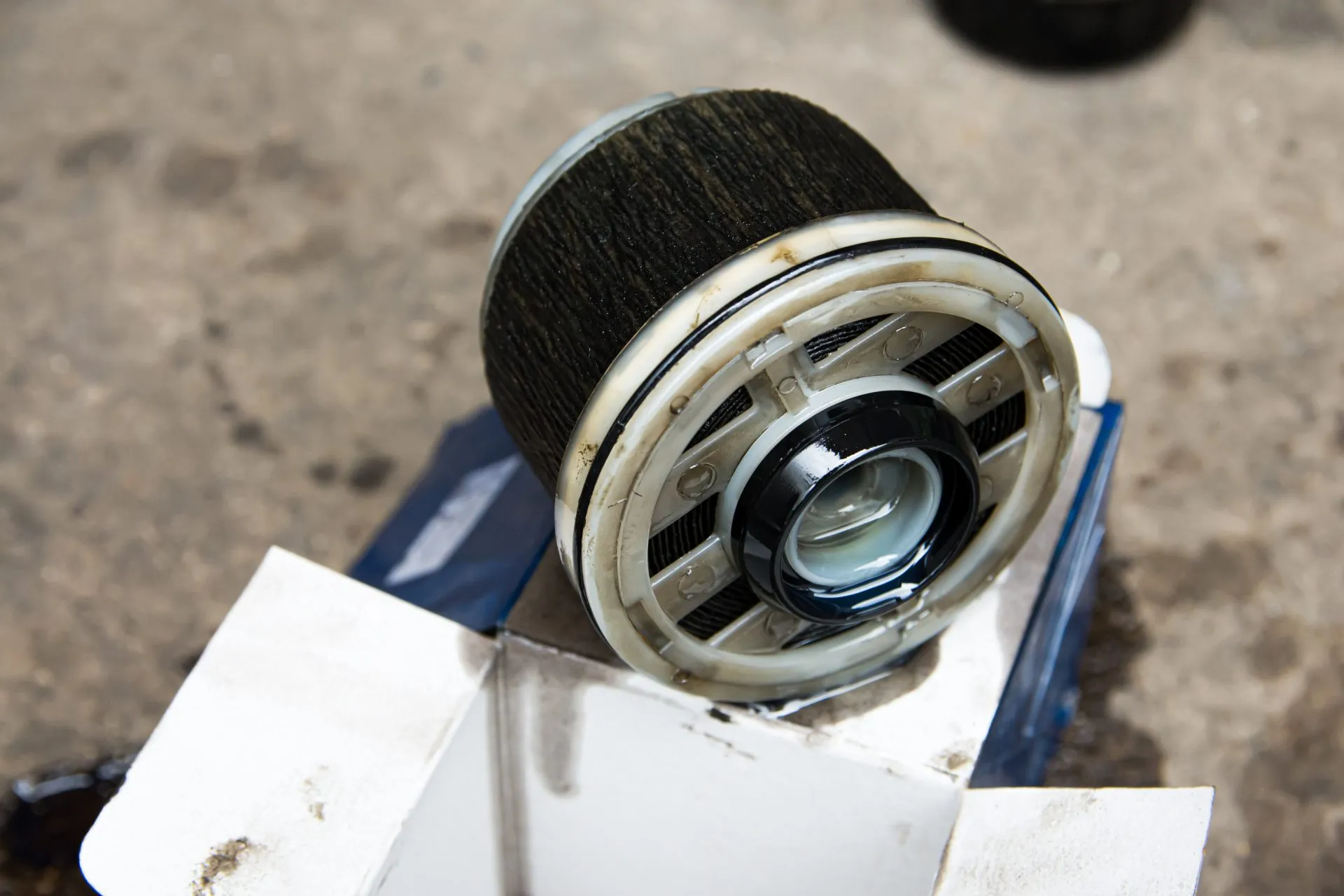 Clogged Oil Filter: Symptoms, Risks, and How to Fix It
