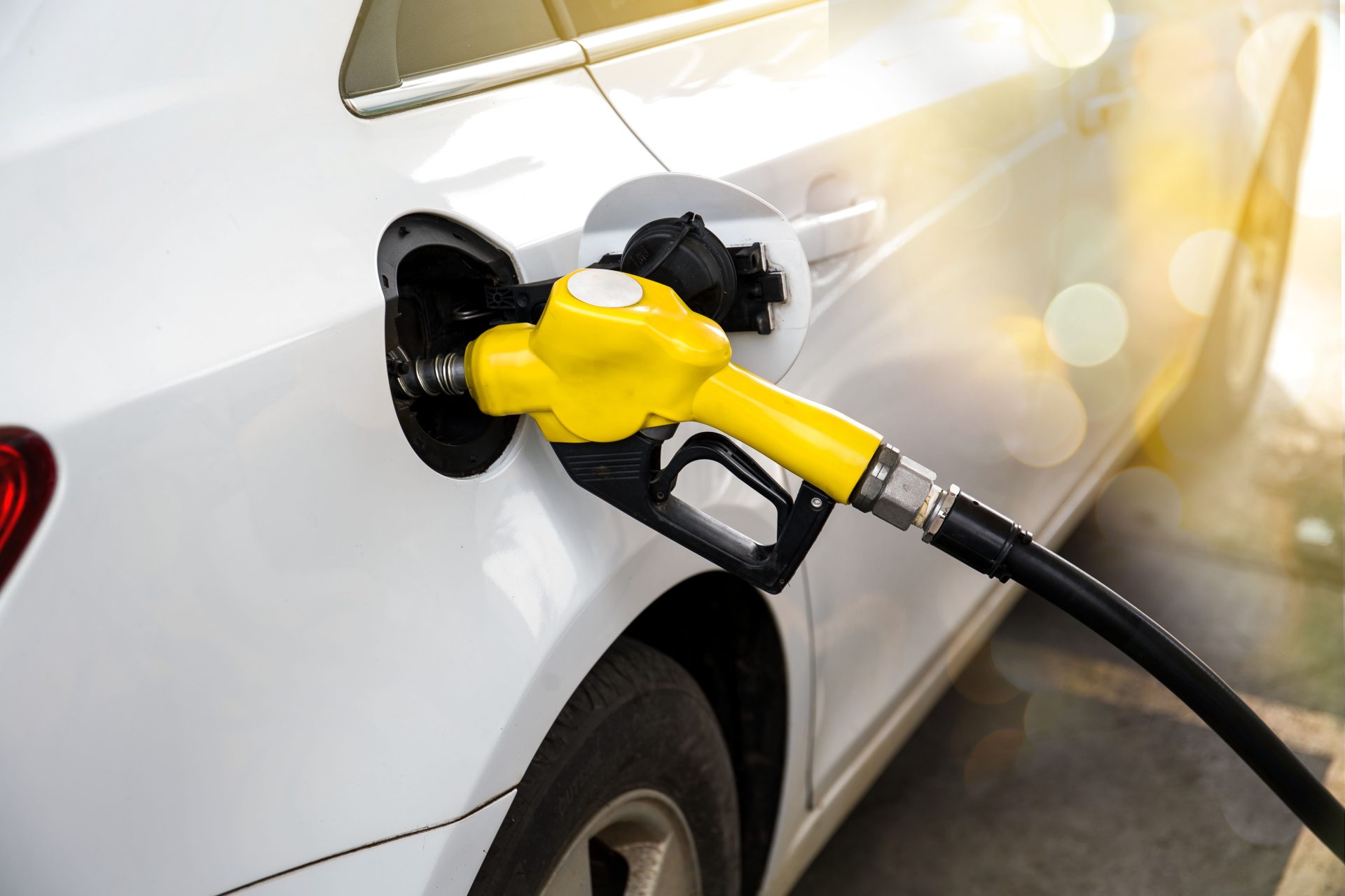 Frozen Fuel Line Symptoms & Fixes: How to Unfreeze Gas Lines in Your Car